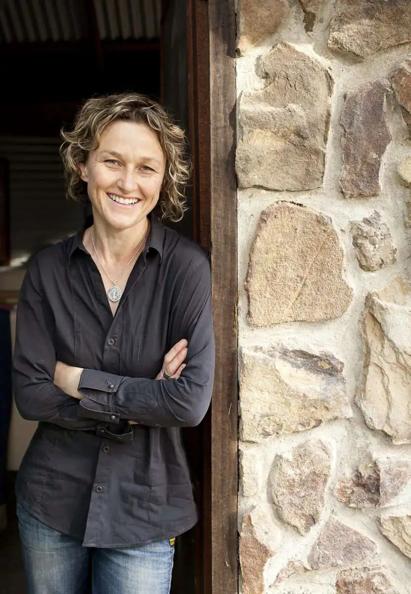 Inga Simpson on the Art of Cricket • Good Reading