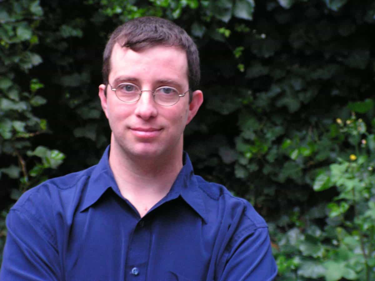 Your Brain Is a Lump of Goo by Idan Ben-Barak & Christopher Nielsen